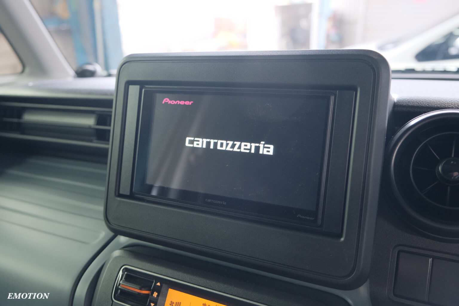 スズキ スペーシアベース いつものアプリで快適ドライブ DA装着とスピーカー交換。 | emolog